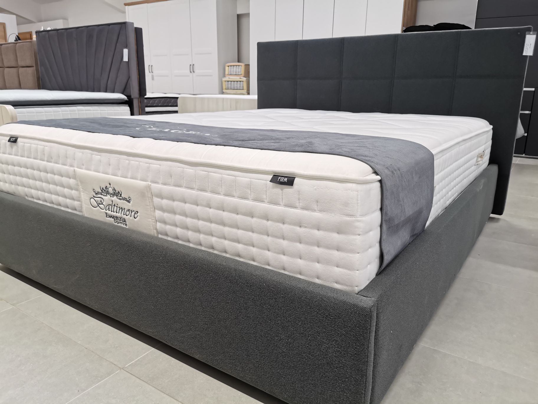 Boxspring Tapeciran krevet Aurora, VIŠE OPCIJA - Opremisidom